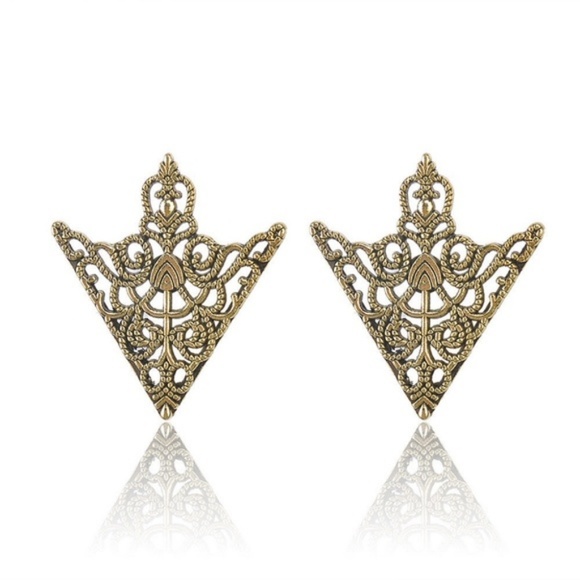 Accessories | Filigree Triangle Antique Bronze Collar Lapel Pin | Poshmark